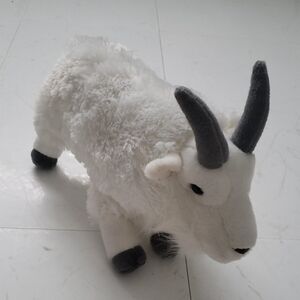 Wild Republic | Toys | Wild Republic Plush White Bobby Goat Soft Furry ...